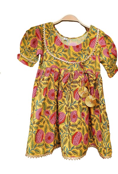 Mamaped Turkındıa Sarı & Pembe Kasımpatı Çiçeği Elbise (3-4 Yaş)- Kız Çocuk Mamaped Turkındıa Sarı & Pembe Kasımpatı Çiçeği Elbise (3-4 Yaş)- Kız Çocuk