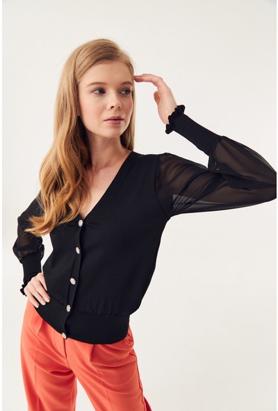 Kadın V Yaka Dügmeli Şifon Hırka