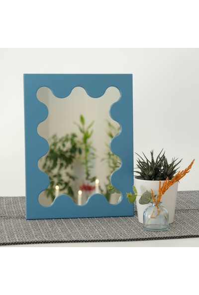 Farbelab Mm1 Dalgalı Kenarlı Açık Mavi Renkli Ahşap Dekoratif Ayna 32X42CM Farbelab Mm1 Dalgalı Kenarlı Açık Mavi Renkli Ahşap Dekoratif Ayna 32X42CM