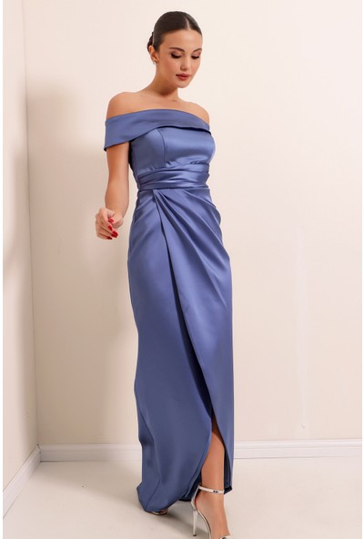 Madonna Yaka Beli Büzgülü Astarlı Uzun Saten Elbise Indigo