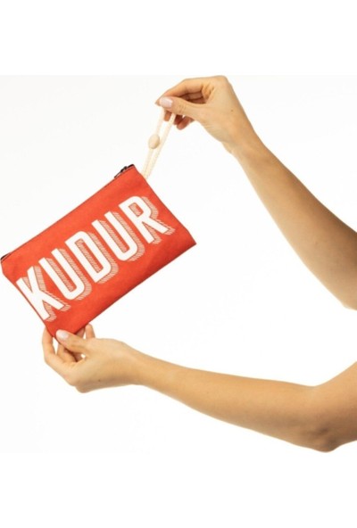 Hediye Paketimiz Kudur Yazılı Bez Kalemlik Cüzdan 1makyajlık