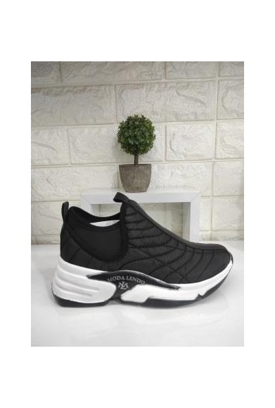 Cihan Shoes Kadın Siyah Beyaz Bağcıksız Sneakers 5 cm Yüksek Taban Spor Ayakkabı Cihan Shoes Kadın Siyah Beyaz Bağcıksız Sneakers 5 cm Yüksek Taban Spor Ayakkabı