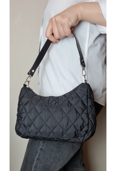 Livanzes Kapitoneli Baget Çanta