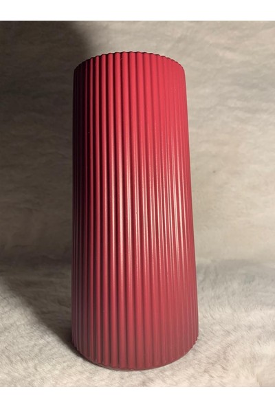 Referans Tasarım Plastik Çizgi Desenli Vazo Referans Tasarım Plastik Çizgi Desenli Vazo