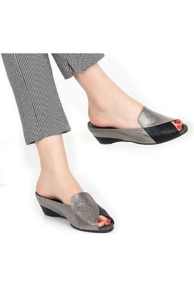 Mikay Shoes Kadın Hakiki Deri Şık Ev Terliği Mikay Shoes Kadın Hakiki Deri Şık Ev Terliği