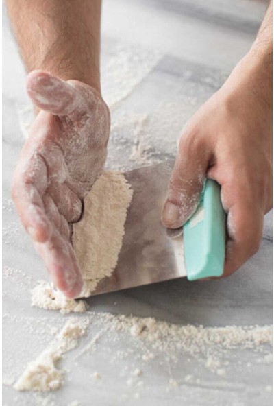 Refikadan Burakın Ekmek Yapma Seti Metal Kazıyıcı Refikadan Burakın Ekmek Yapma Seti Metal Kazıyıcı