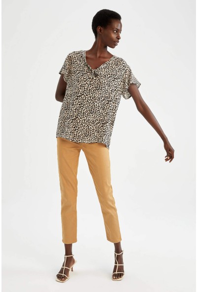 Regular Fit V Yaka Krinkıl Kumaş Kısa Kollu BLUZ J2873AZ22HS