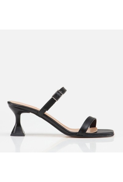 Yaya 01TEY236440A100 SIYAH Kadın Terlik