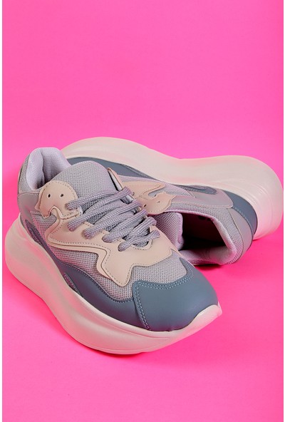 Günlük ve Sporda Kullanıma Uygun Ayakkabı