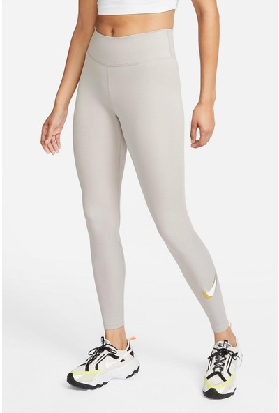 Nike One Performance Dance Leggings Dri-Fit Toparlayıcı Iç Cepli Bej Tayt Nike One Performance Dance Leggings Dri-Fit Toparlayıcı Iç Cepli Bej Tayt