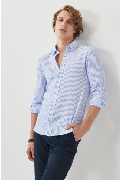 Slim Fit Dar Kesim Düğmeli Yaka Çizgili Uzun Kollu Gömlek