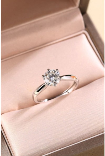 Crystal Diamond Zirconia Işıklı Kutuda Evlilik Teklifi ve Özel Günler Için 0.75 Laboratuvar Pırlantası Tektaş Yüzük Crystal Diamond Zirconia Işıklı Kutuda Evlilik Teklifi ve Özel Günler Için 0.75 Laboratuvar Pırlantası Tektaş Yüzük