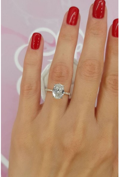 Crystal Diamond Zirconia Labaratuvar Pırlantası 2.5 Carat Oval Tektaş Yüzük Crystal Diamond Zirconia Labaratuvar Pırlantası 2.5 Carat Oval Tektaş Yüzük