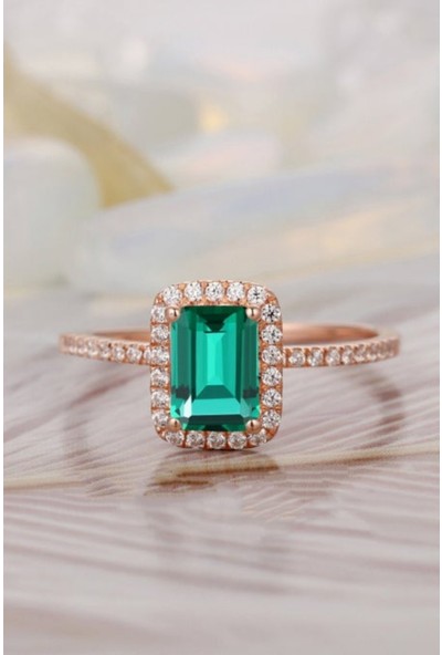 Crystal Diamond Zirconia Labaratuvar Pırlantası 1 Carat Zümrüt Baget Tektaş Yüzük Crystal Diamond Zirconia Labaratuvar Pırlantası 1 Carat Zümrüt Baget Tektaş Yüzük