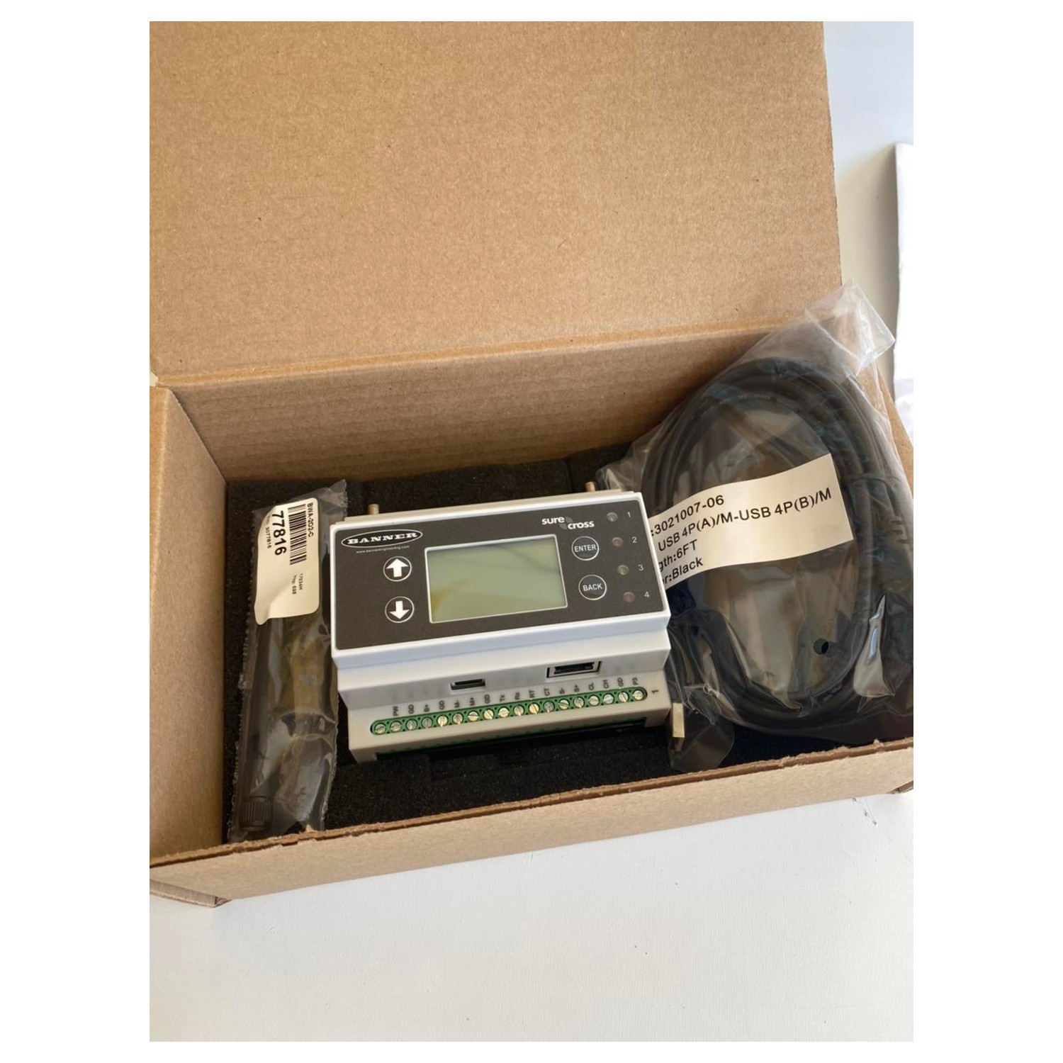 Banner DXM100-B1R3 Sure Cross Kablosuz Kontrol Cihazı Fiyatı