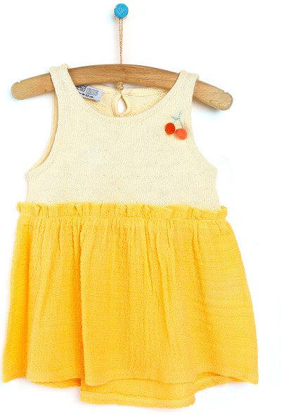Hellobaby Hello Berry Kız Bebek Modelli Kolsuz Dokuma Elbise Hellobaby Hello Berry Kız Bebek Modelli Kolsuz Dokuma Elbise