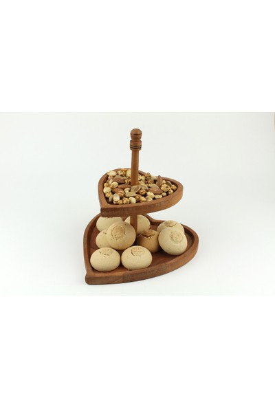 Aradığın Şeyler Ahşap Katlı Kalpli Sunum