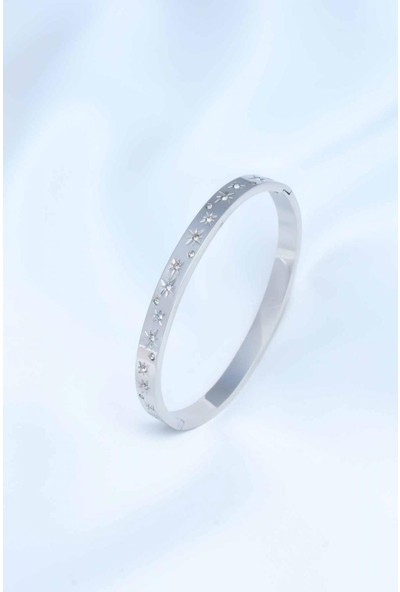 Clariss Gümüş Renk Yıldız Işlemeli Zirkon Taş Detaylı Çelik Kadın Kelepçe