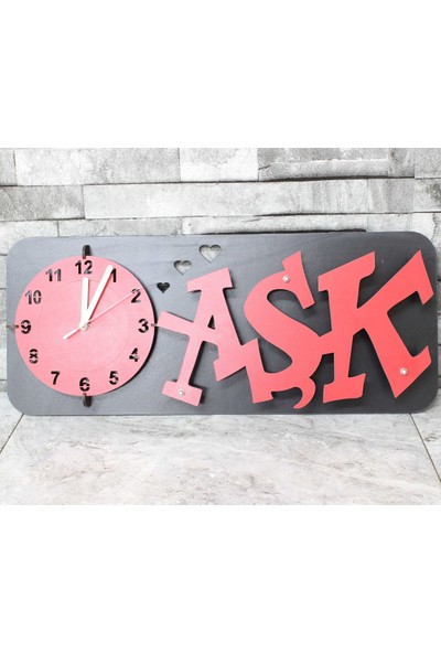 Aradığın Şeyler Aşk Yazılı Duvar Saati