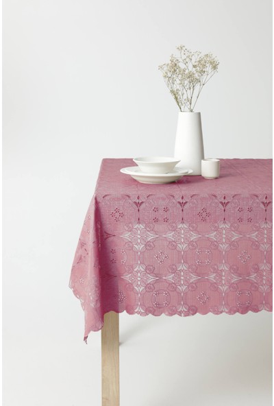 Favora Sermat Dantel Görünümlü Pvc Masa Örtüsü 110X140 cm - Gül Kurusu