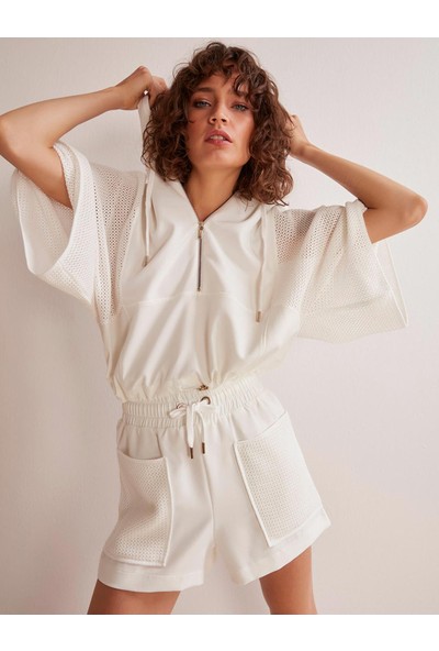 Jimmy Key Kadın Beyaz Bol Kesim Truvakar Kol Rahat Kapüşonlu Sweatshirt