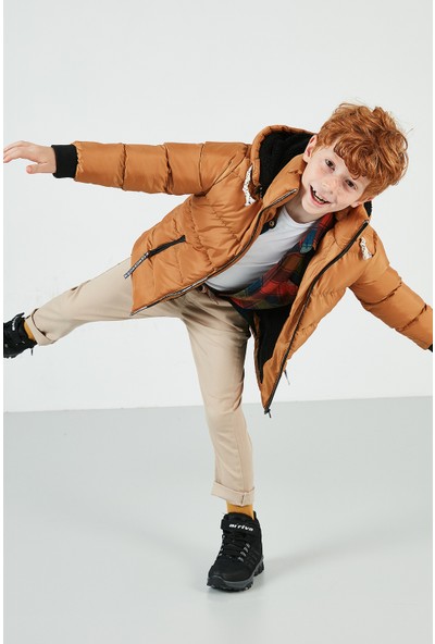 Lela İçi Peluş Astarlı Çıkarılabilir Kapüşonlu Şişme Mont Erkek Çocuk MONT 576220K