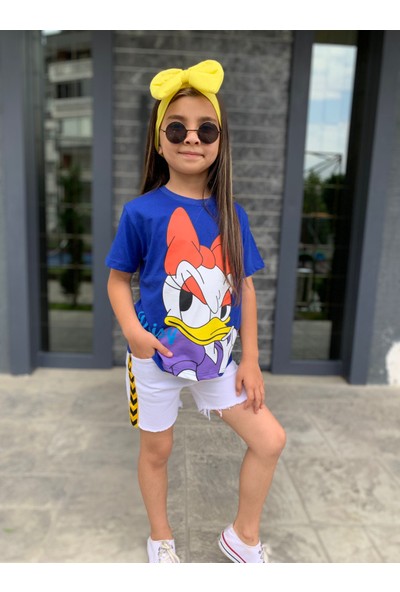 Sahil Collection Karakter Baskılı Kız Çocuk Şortlu Takım Sahil Collection Karakter Baskılı Kız Çocuk Şortlu Takım