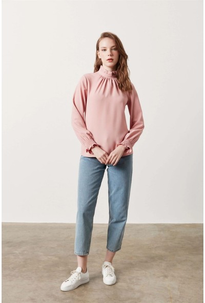 Tuğba & Venn Kol ve Yaka Büzgülü Detaylı Bluz
