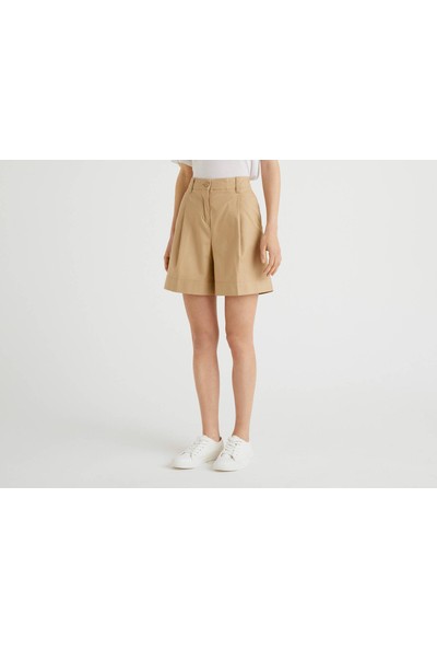 Pileli Bermuda Şort
