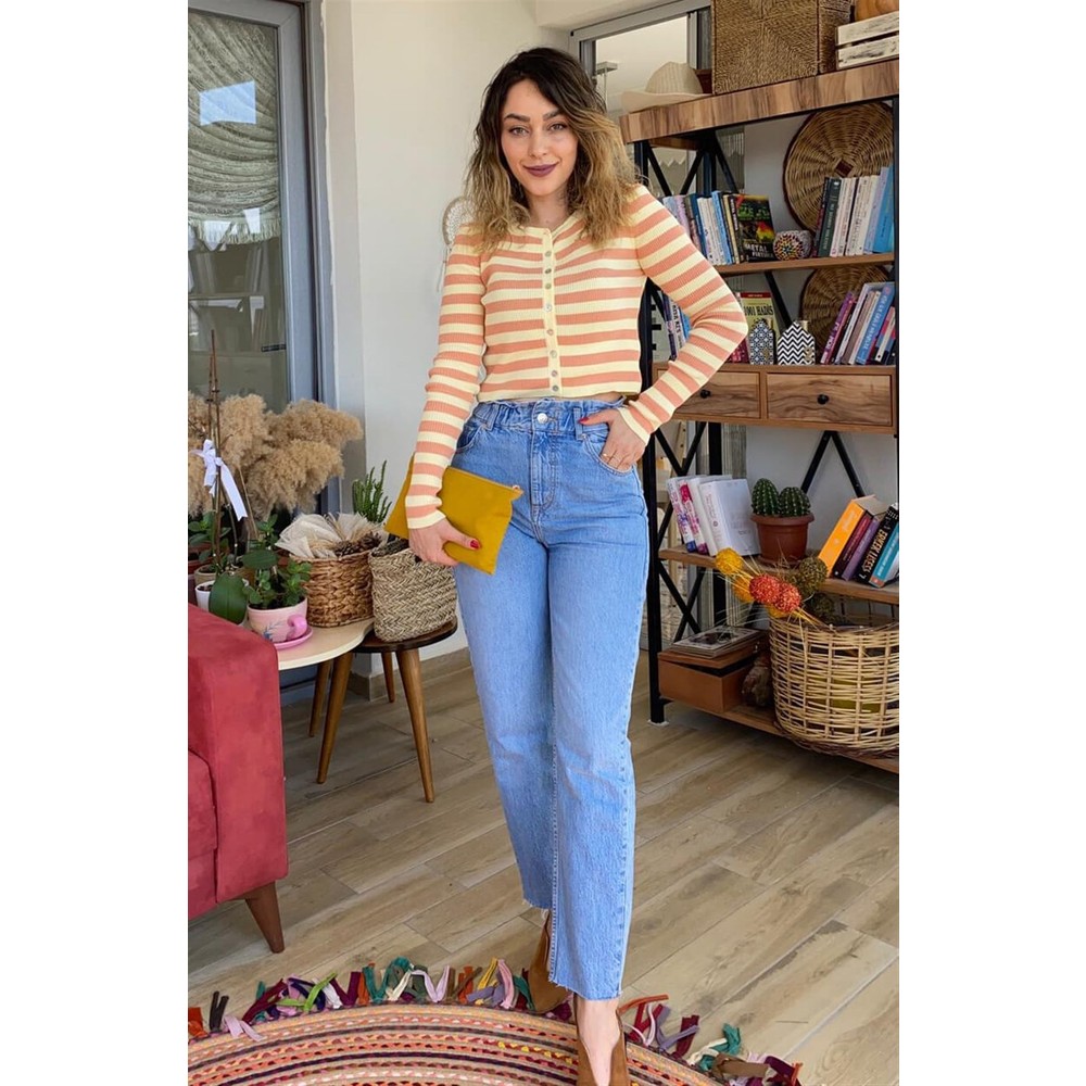 Çiğdem Sonkur Orjinal Marka Önden Düğme ve Çizgi Detaylı Fiyatı