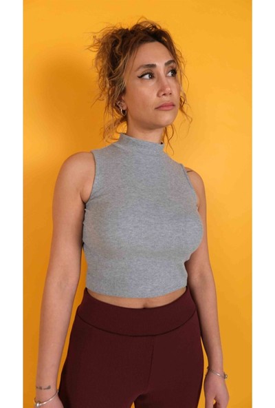 Fil Design Gri Renkli Sıfır Kol Crop Fil Design Gri Renkli Sıfır Kol Crop