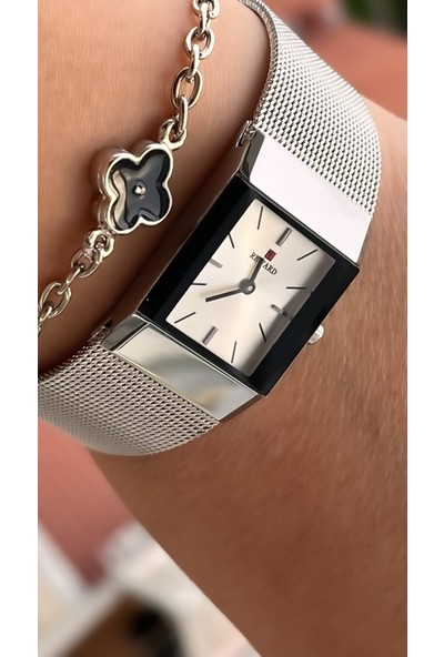 Reward Kare Gümüş Renk Çelik Kordon Kadın Kol Saatleri+Bileklik