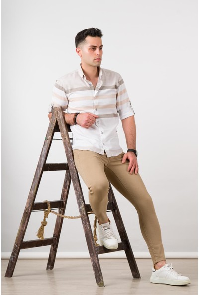 Bican Çizgili Katlamalı Kol Yaka Düğmeli Slimfit Erkek Gömlek Bican Çizgili Katlamalı Kol Yaka Düğmeli Slimfit Erkek Gömlek