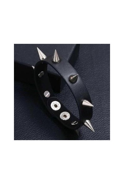 Darkella Store Gotik Punk Tek Sıralı Dikenli Bileklik Darkella Store Gotik Punk Tek Sıralı Dikenli Bileklik