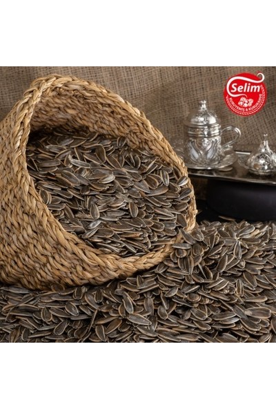 Selim Çerez Evi Çiğ Siyah Köy Çekirdeği 1 kg Selim Çerez Evi Çiğ Siyah Köy Çekirdeği 1 kg