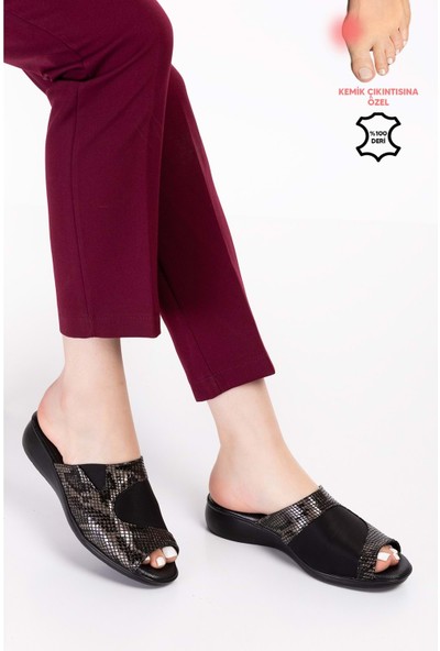 Gondol Deri Kemik Çıkıntısına Özel Rahat Terlik ÖZL.555 - Siyah Yılan - 36 Gondol Deri Kemik Çıkıntısına Özel Rahat Terlik ÖZL.555 - Siyah Yılan - 36