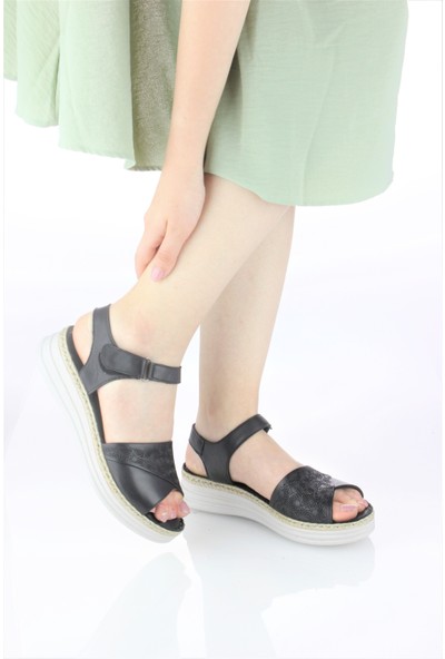 Doçka Kadın Hakiki Deri Comfort Duz Kalın Taban Sandalet NH8633