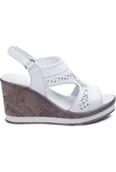 Venüs Kadın Deri Desenli Sandalet 2015707Y