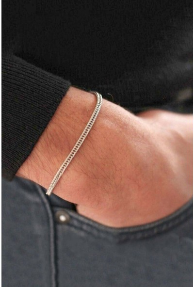 The Collection Gümüş Renk Tilki Kuyruğu Zincir Bileklik The Collection Gümüş Renk Tilki Kuyruğu Zincir Bileklik