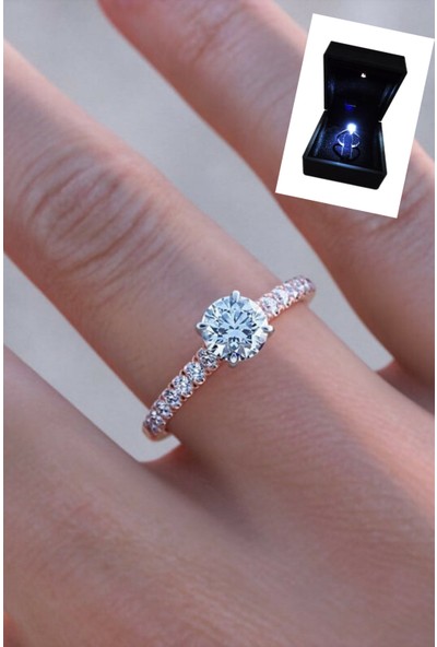 Crystal Diamond Zirconia 0.30 Karat / 0.30 Carat Rose Labaratuvar Pırlantası Tektaş Yüzük Crystal Diamond Zirconia 0.30 Karat / 0.30 Carat Rose Labaratuvar Pırlantası Tektaş Yüzük