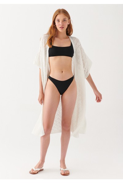 Mavi Uzun Beyaz Hırka