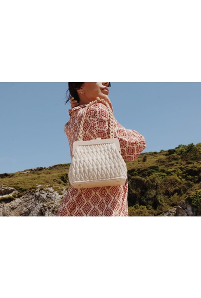 Kisefzar Decoupe Zincir Detaylı Taş Rengi Omuz Çantası