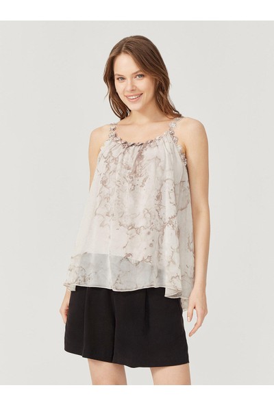 Xint Yuvarlak Yaka Şerit Askılı Rahat Kesim Bluz Xint Yuvarlak Yaka Şerit Askılı Rahat Kesim Bluz