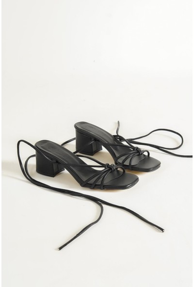 Kobal Business Basskan Bayan Siyah Bilekten Bağlamalı Ipli Terliksandalet