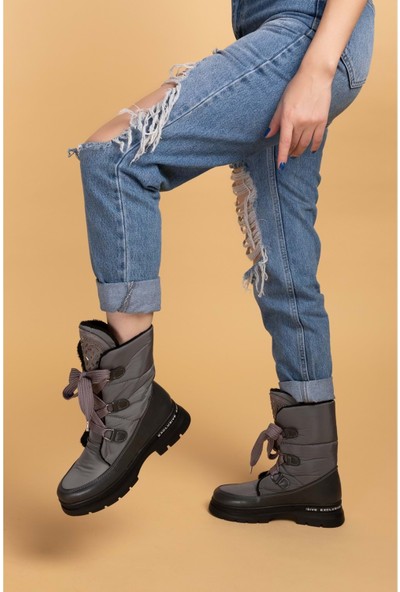 Gondol Kadın Taş Detaylı Kürklü Lusia Kar Botu Fnd.06 - Space Gray - 37 Gondol Kadın Taş Detaylı Kürklü Lusia Kar Botu Fnd.06 - Space Gray - 37