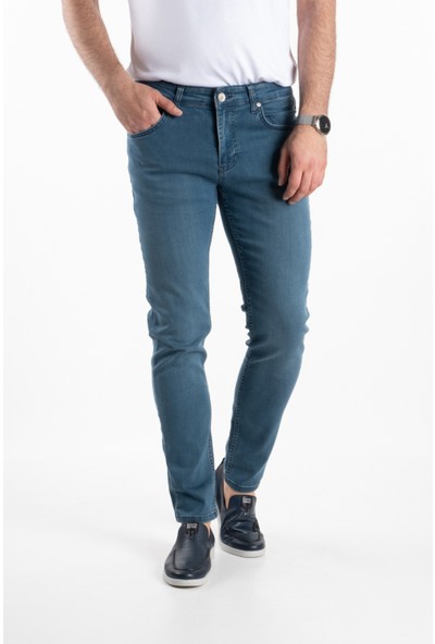 Zeki Özer Erkek Mavi Yüksek Bel Boru Paça Jean Zeki Özer Erkek Mavi Yüksek Bel Boru Paça Jean
