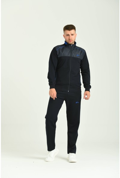 Göğüste Paraşüt Yaka Detay Penye Kumaş Erkek Takımı