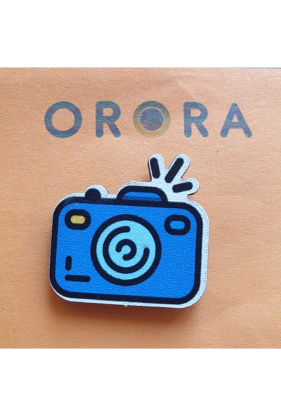 Ororabutik Mavi Fotoğraf Makinesi Ahşap Broş-Rozet 2-3cm Ororabutik Mavi Fotoğraf Makinesi Ahşap Broş-Rozet 2-3cm