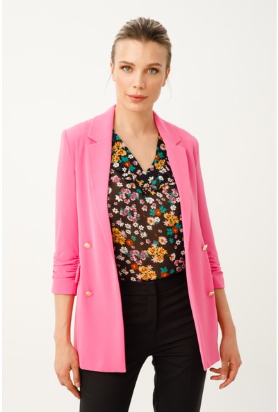 Ekol Kol Büzgülü Kapak Cepli Ceket Ekol Kol Büzgülü Kapak Cepli Ceket