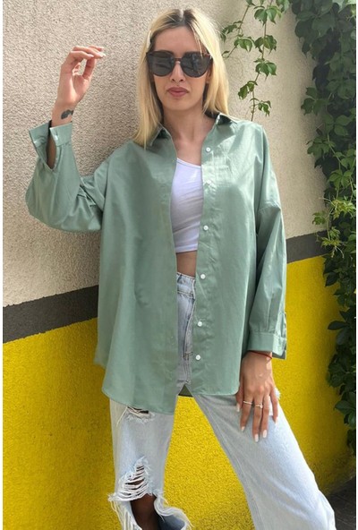 Madmext Mad Girls Çağla Yeşili Oversize Gömlek MG1369 Madmext Mad Girls Çağla Yeşili Oversize Gömlek MG1369